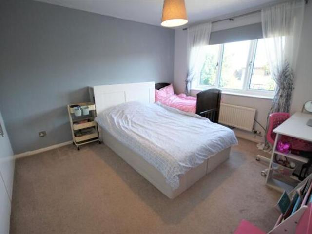 3 bedroom terraced house for rent in St. Clements Close, Lower Earley, RG6