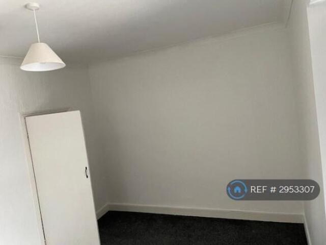 3 bedroom terraced house for rent in St. Helens Avenue, Swansea, SA1