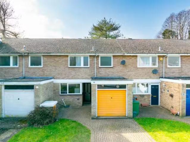 3 bedroom terraced house for rent in St Johns Court, Beaumont.