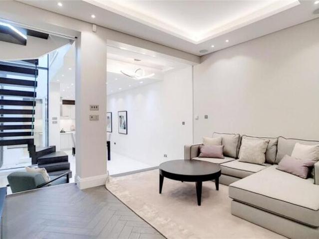 3 bedroom terraced house for rent in St. Johns Wood Terrace, St John's Wood, NW8