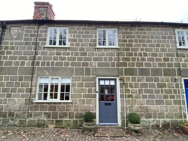 3 bedroom terraced house for rent in St James Street Shaftesbury Dorset SP7