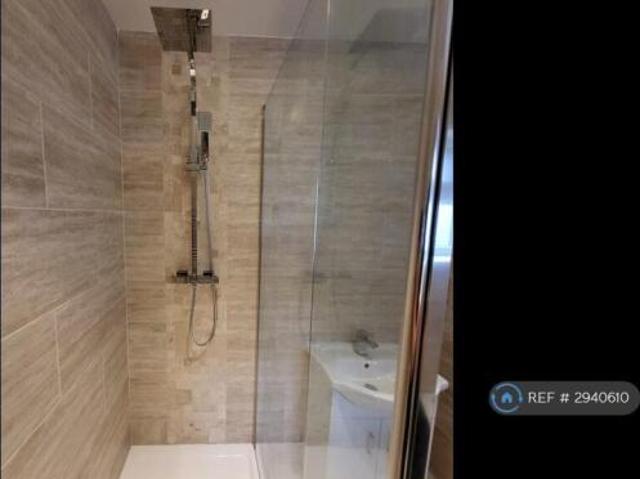 3 bedroom terraced house for rent in St. Margaret Road, Coventry, CV1