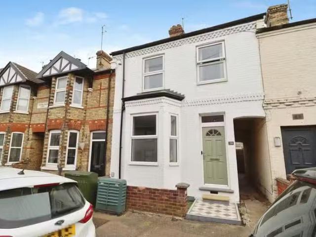 3 bedroom terraced house for rent in St Phillips Road, Newmark.