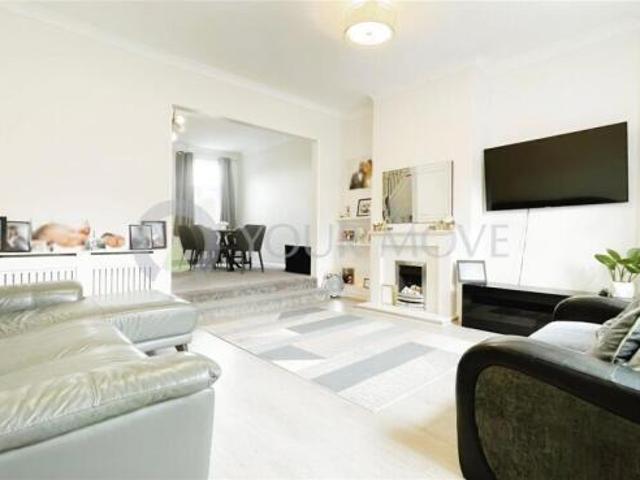 3 bedroom terraced house for rent in St. Vincents Road, Dartford, Kent, DA1