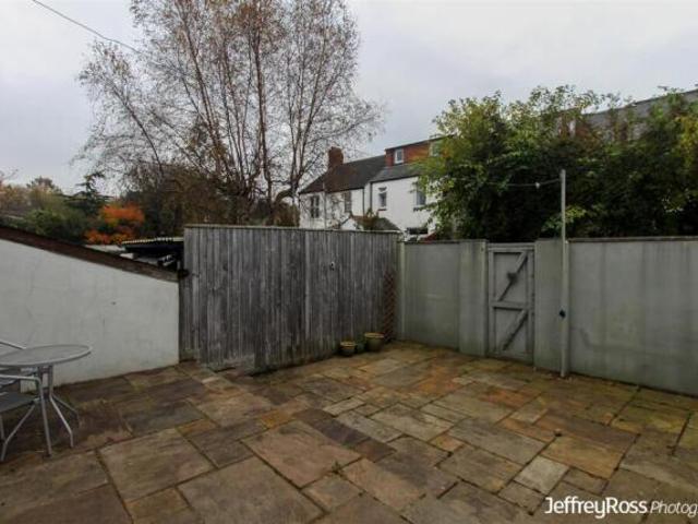3 bedroom terraced house for rent in Stallcourt Avenue, Penylan, CF23