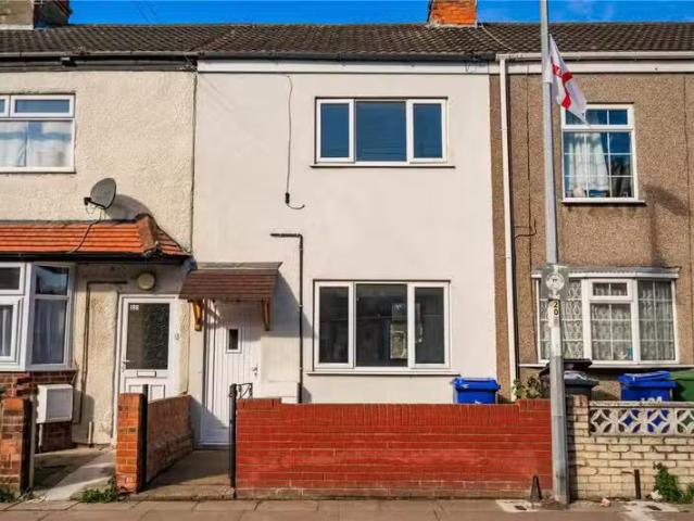 3 bedroom terraced house for rent in Stanley Street, Grimsby.