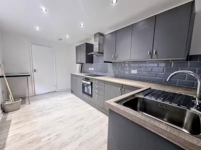 3 bedroom terraced house for rent in Station Terrace, Maerdy.