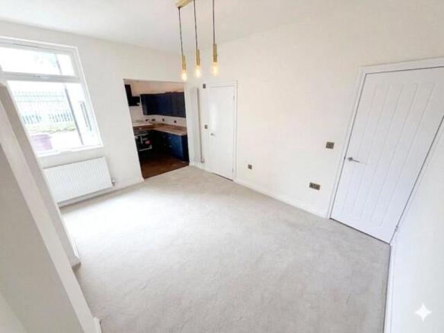 3 bedroom terraced house for rent in Station Road, Blackrod, Bolton, Greater Manchester, BL6