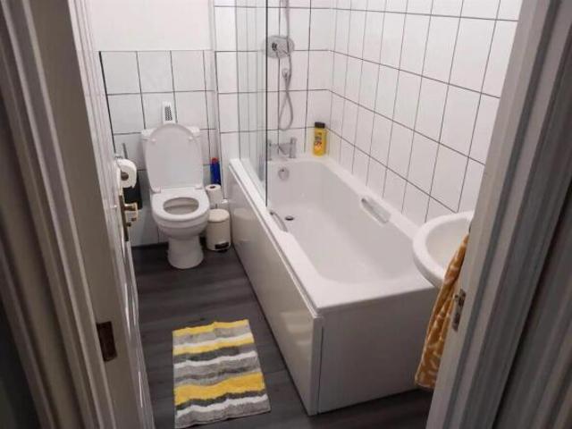 3 bedroom terraced house for rent in Station Road West, Canterbury, CT2