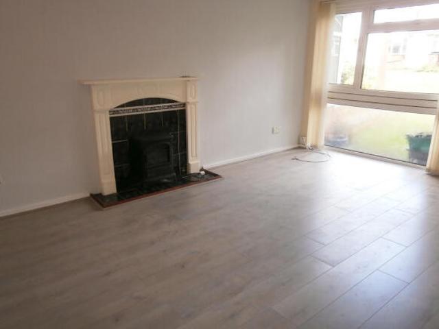 3 bedroom terraced house for rent in Stockwell Rise, Solihull, B92