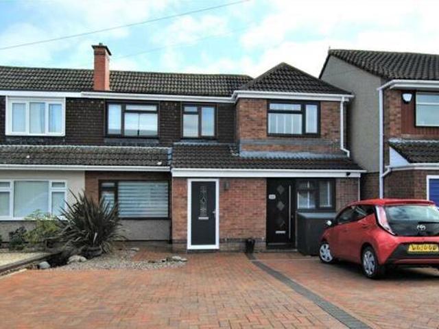 3 Bedroom Terraced House For Rent In Stockwood