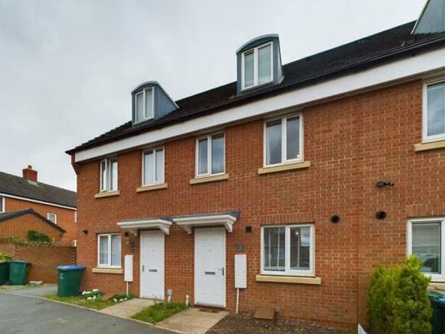 3 Bedroom Terraced House For Rent In Stoke Village