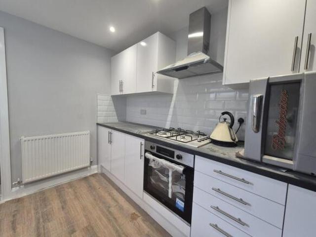 3 bedroom terraced house for rent in Strathnairn Street, Cardiff, CF24