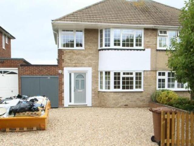 3 Bedroom Terraced House For Rent In Strood
