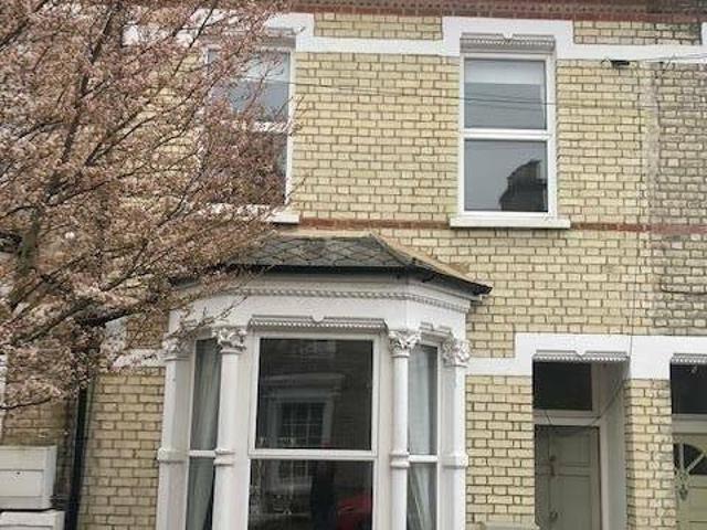 3 bedroom terraced house for rent in Sulina Road London SW2