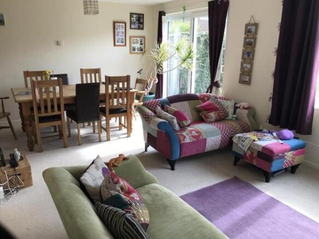3 bedroom terraced house for rent in Sumach Close, Hampden Park, East Sussex, BN22 0TX, BN22