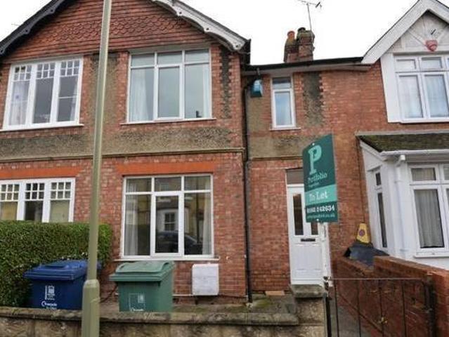 3 bedroom terraced house for rent in Sunningwell Road Oxford Oxfordshire OX1