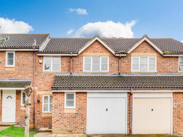3 Bedroom Terraced House For Rent In Surbiton