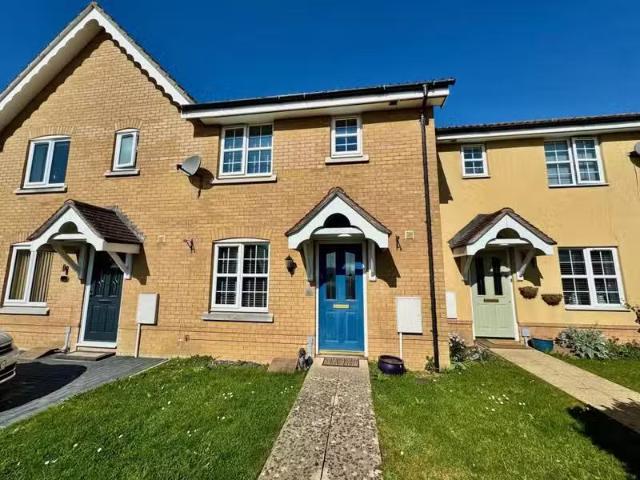 3 bedroom terraced house for rent in Swift Drive, Stowmarket.