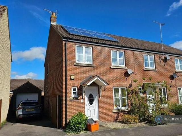 3 Bedroom Terraced House For Rent In Swindon