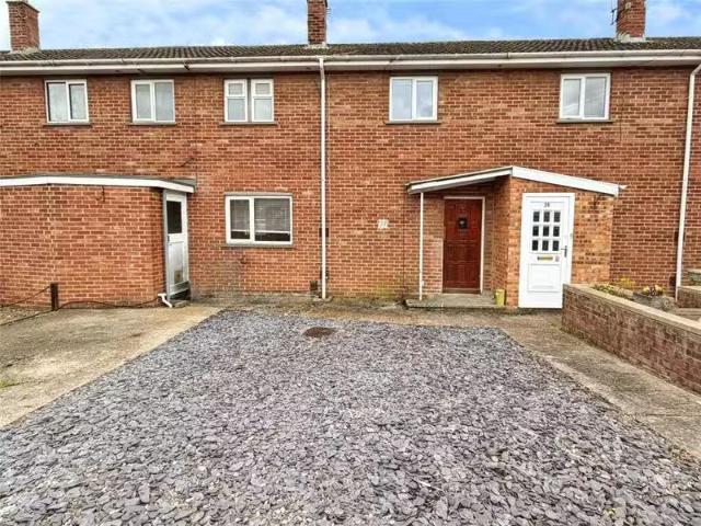 3 bedroom terraced house for rent in Sycamore Grove, Trowbridg.