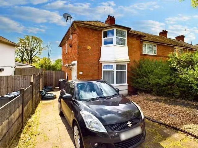 3 bedroom terraced house for rent in Pool Farm Road, Birmingha.