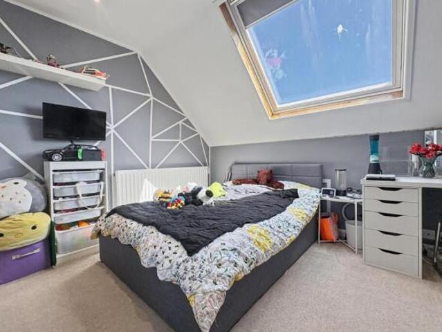 3 bedroom terraced house for rent in Poole, BH15