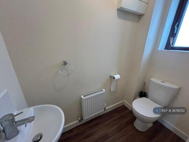 3 bedroom terraced house for rent in Poppy Avenue, Milton Keynes, MK10