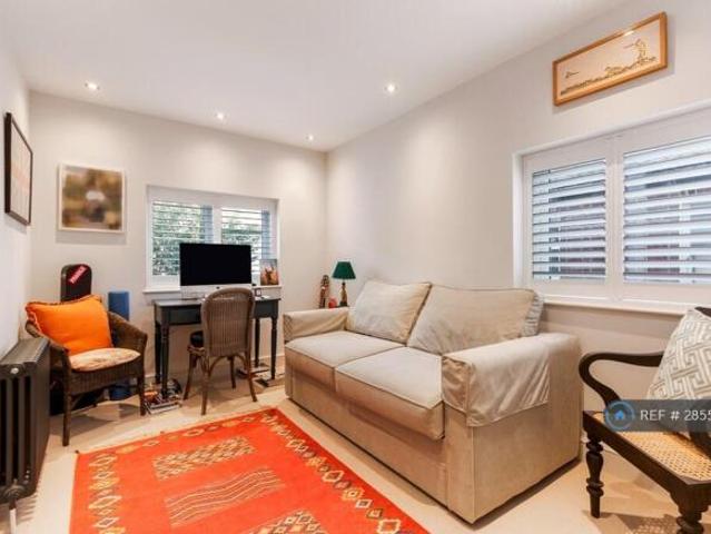 3 bedroom terraced house for rent in Patience Road, London, SW11