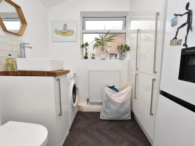 3 bedroom terraced house for rent in Paultow Road Windmill Hill, BS3
