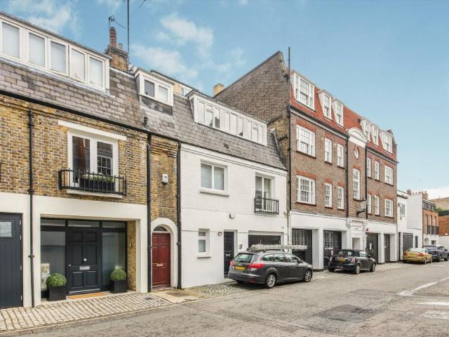 3 bedroom terraced house for rent in Pavilion Road, London, SW1X