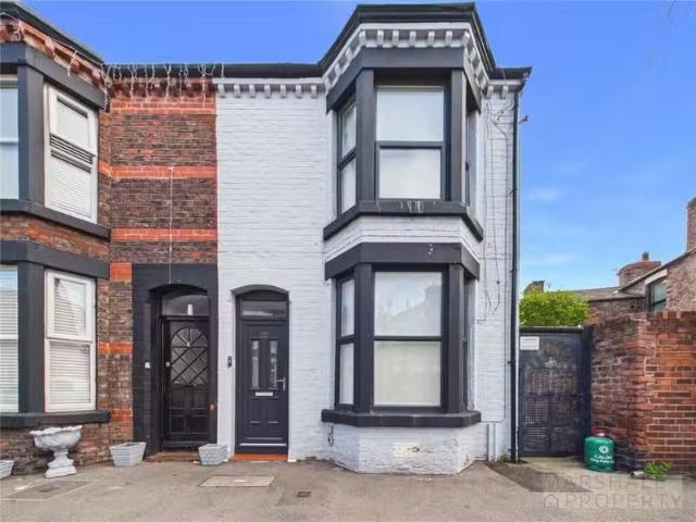 3 bedroom terraced house for rent in Palace Road, Liverpool, M.