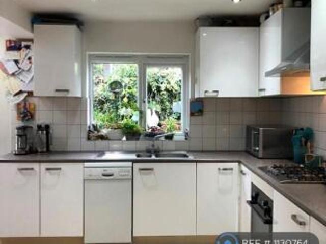 3 bedroom terraced house for rent in Park Villas, London, SW17