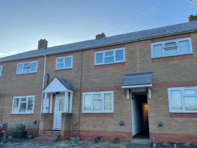 3 bedroom terraced house for rent in Park Avenue Washingborough LN4