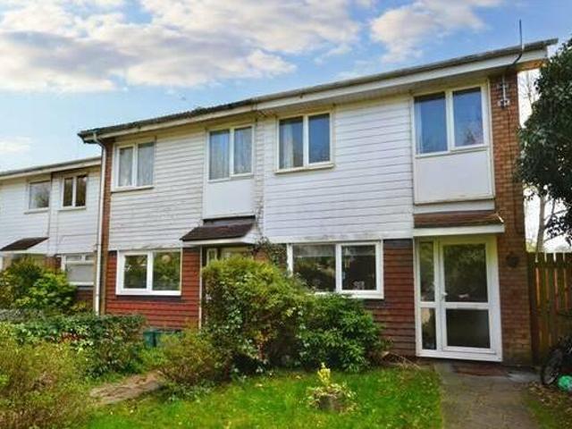 3 bedroom terraced house for rent in Parkway Court St Albans AL1