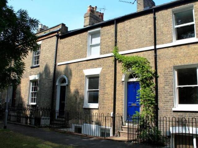 3 bedroom terraced house for rent in Petersfield, Cambridge, CB1