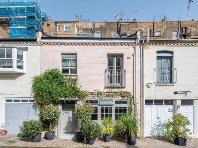 3 bedroom terraced house for rent in Petersham Mews, South Kensington, London, SW7