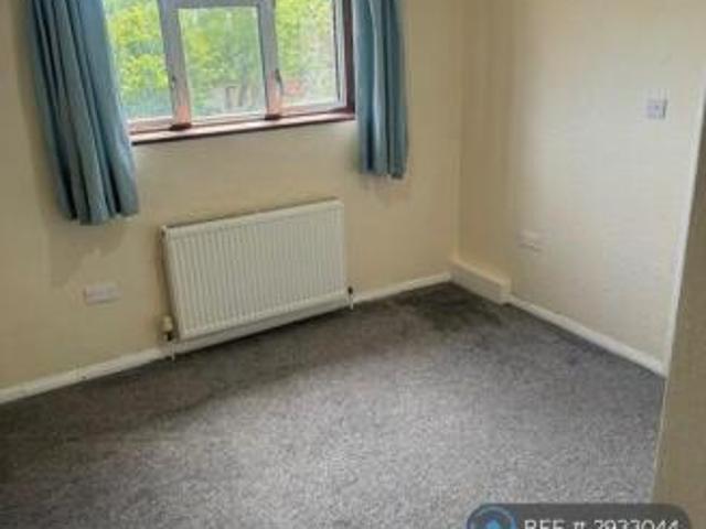 3 bedroom terraced house for rent in Petersham Gardens, Orpington, BR5