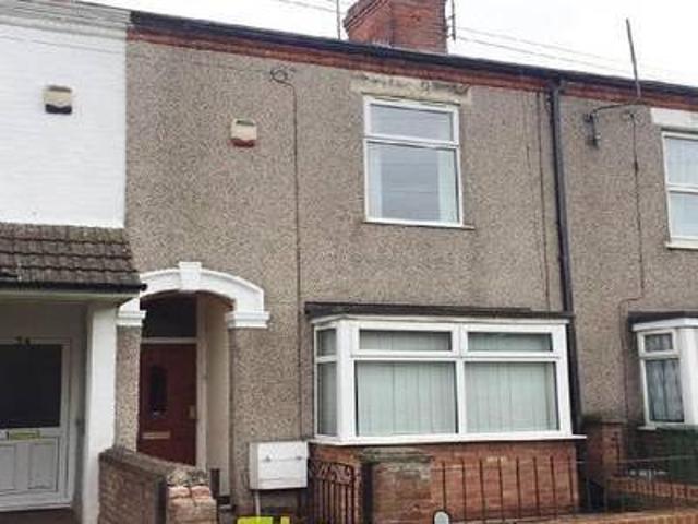 3 bedroom terraced house for rent in Peaksfield Avenue Grimsby DN32