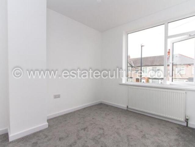 3 bedroom terraced house for rent in Pearson Avenue, Coventry, CV6
