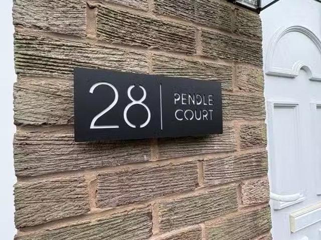 3 bedroom terraced house for rent in Pendle Court, Bolton, BL1
