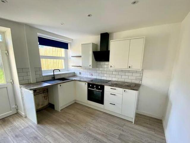 3 Bedroom Terraced House For Rent In Penrhiwceiber