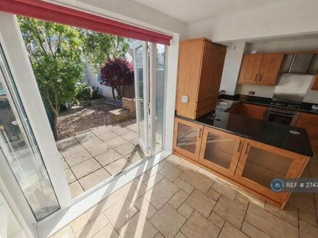 3 bedroom terraced house for rent in Percy Terrace South, Sunderland, SR2