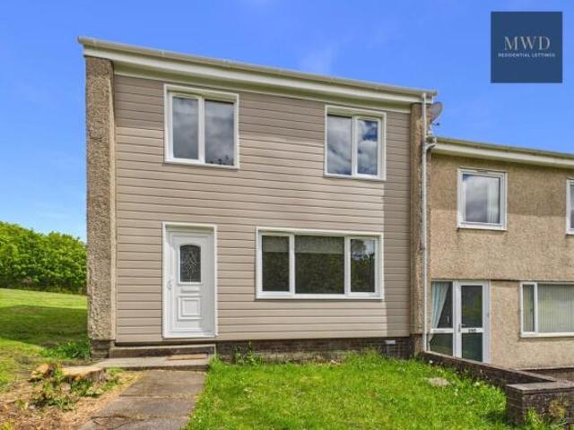 3 bedroom terraced house for rent in Pine Crescent, East Kilbride, G75