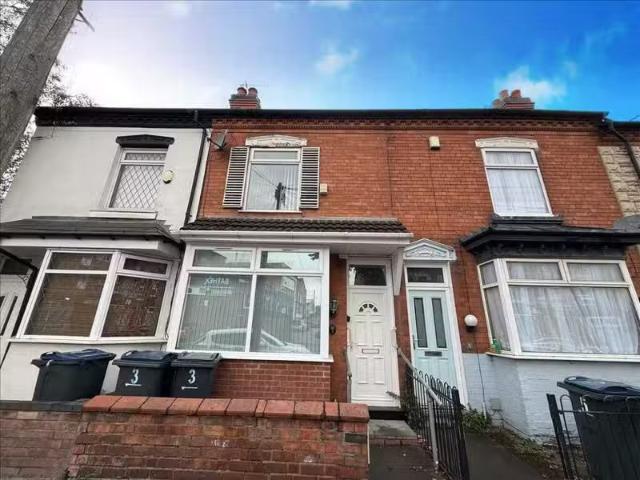 3 bedroom terraced house for rent in Preston Road, Birmingham.