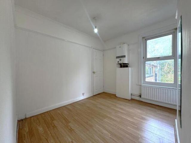 3 bedroom terraced house for rent in Pretoria Road, Gillingham, ME7