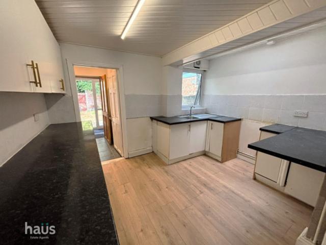 3 bedroom terraced house for rent in Pretoria Road, Gillingham, ME7