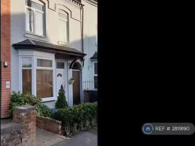 3 bedroom terraced house for rent in Prospect Road North, Redd.