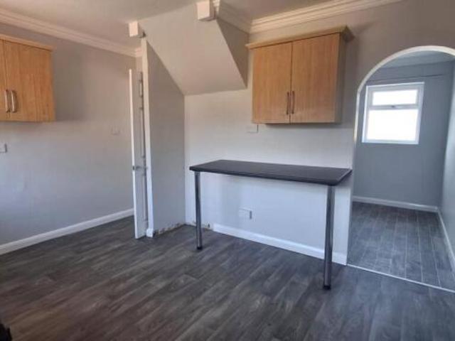 3 bedroom terraced house for rent in Queen Elizabeth Road, Lincoln, Lincolnshire, LN1