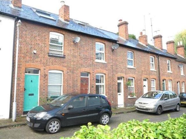 3 bedroom terraced house for rent in Queens Cottages, Reading, Berkshire, RG1